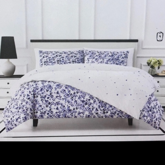 kate spade | Bedding | Kate Spade Floating Hydrangea Comforter Set ...